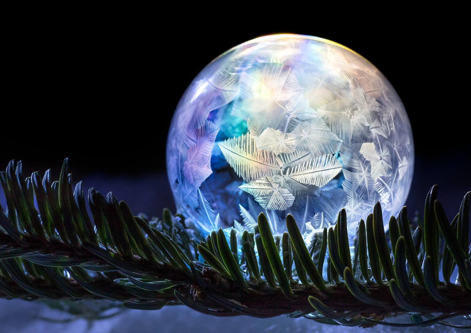Freezing Soap Bubbles – Nature’s Crystal Ball - PHOTONews Canada